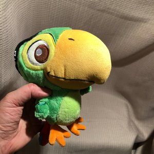 Disney | Toys | Disney Skully Parrot Plush 6 Jake Neverland Bird Green ...